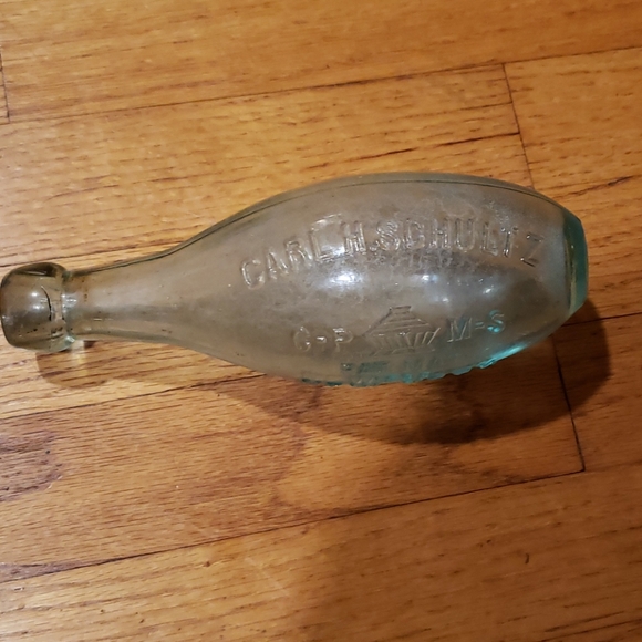 Carl H Schultz | Accents | 868 Carl H Schultz Beer Soda Bottle Antique ...